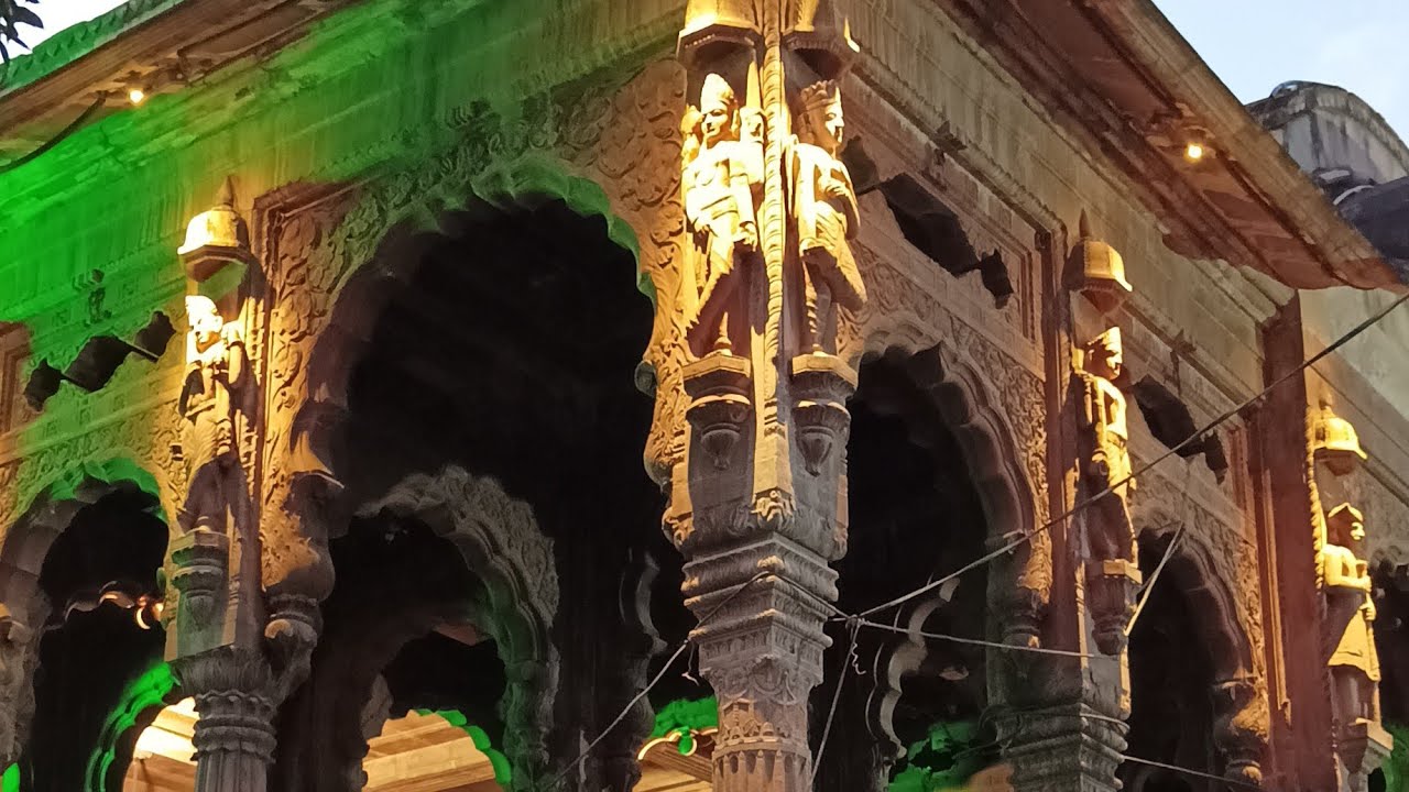 Gopal Mandir Indore // Rajwada// - YouTube