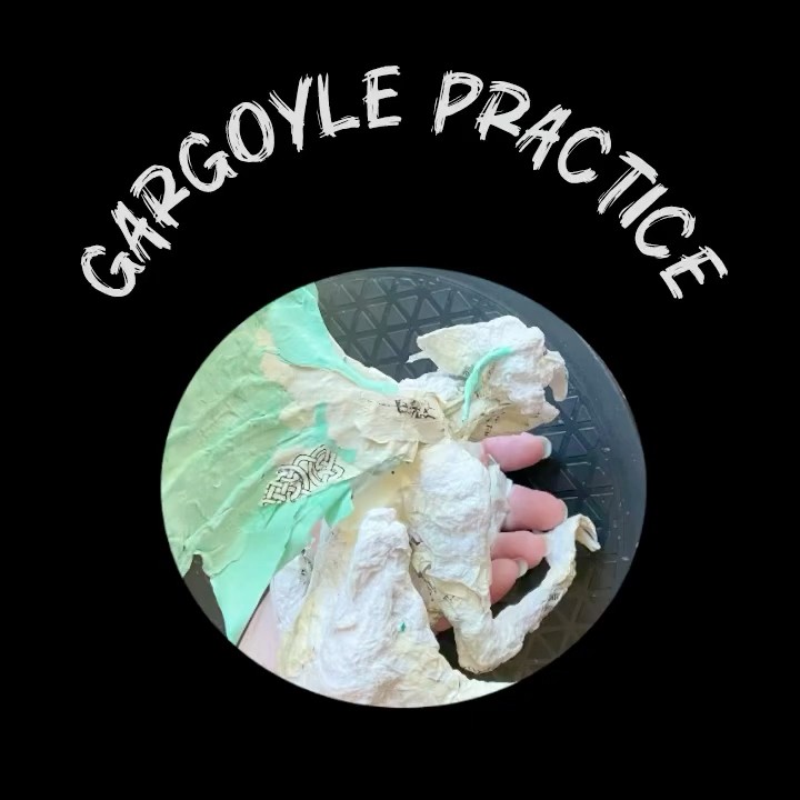 Papier Mâché Gargoyle Grotesque Halloween Spooky Creature/ Paper Winged ...
