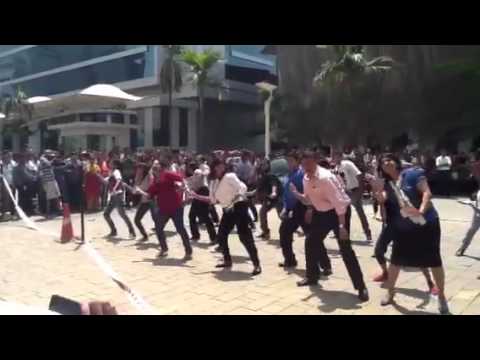 IBM Bangalore employees celebrate with a flash mob - YouTube