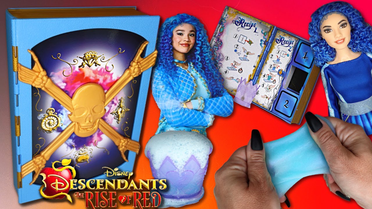 Disney Descendants The Rise Of Red Sorcerer's Cookbook with Chloe ...