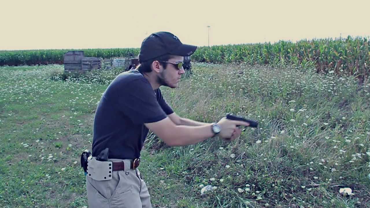 Shooting Glock 19 & 17 - YouTube