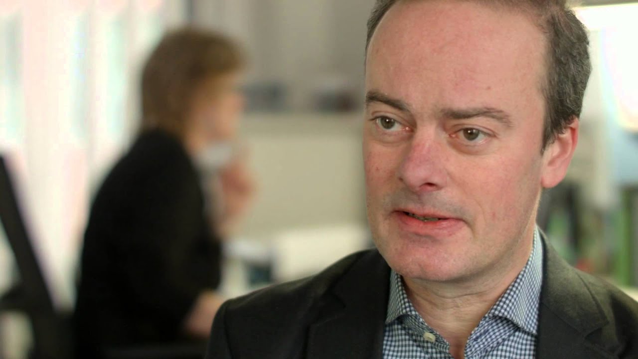 Wie kommt Griechenland aus der Krise? - Drei Fragen der INSM an Michael ...