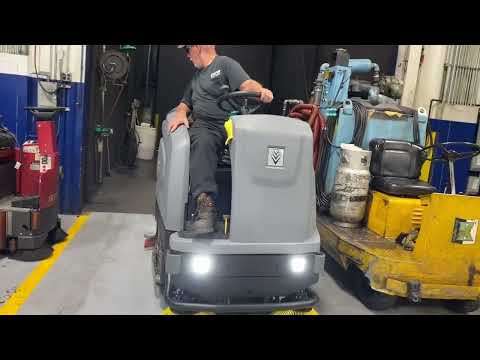 Karcher B260 RI Industrial Scrubber - YouTube