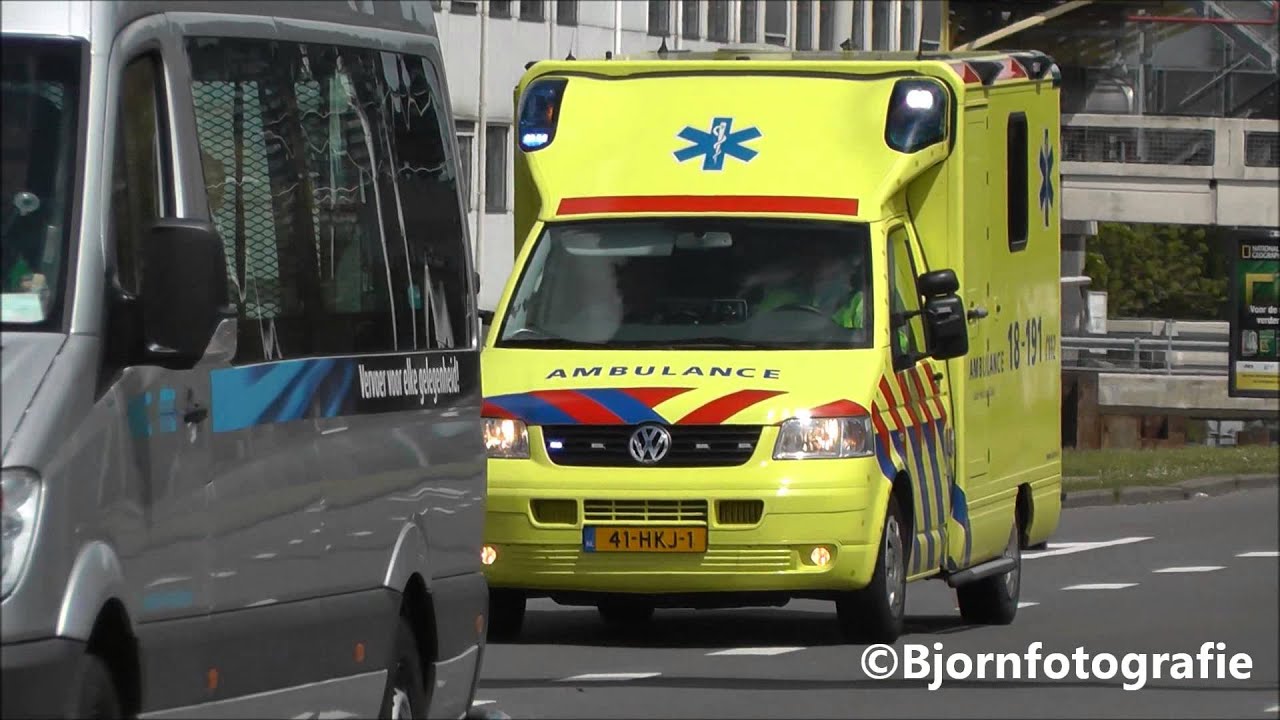 A1 Ambulance 18-191 komt aan bij het EMC Rotterdam - YouTube