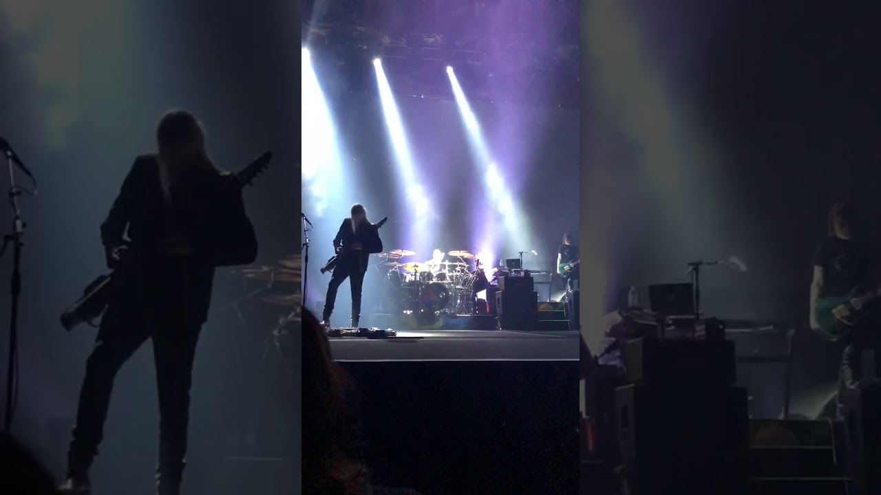 Steven Wilson live at the Royal Albert Hall 28/03/18. Sleep Together ...