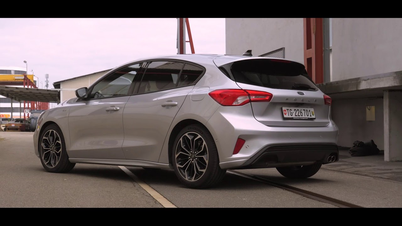 Ford Focus ST Line 2020 - YouTube