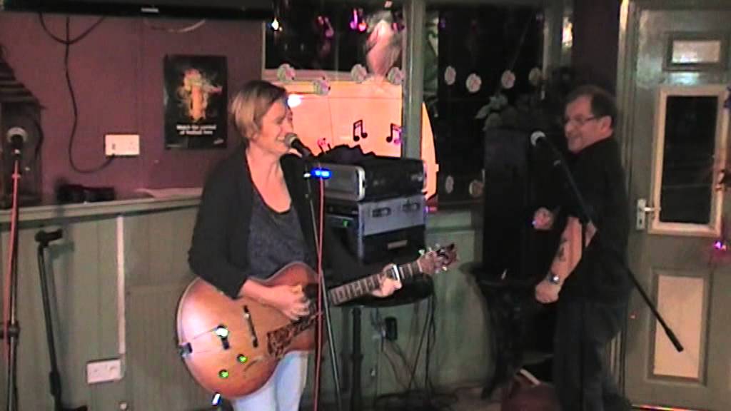 Louise Brent & Steve Parratt Live @ The Velindra - YouTube