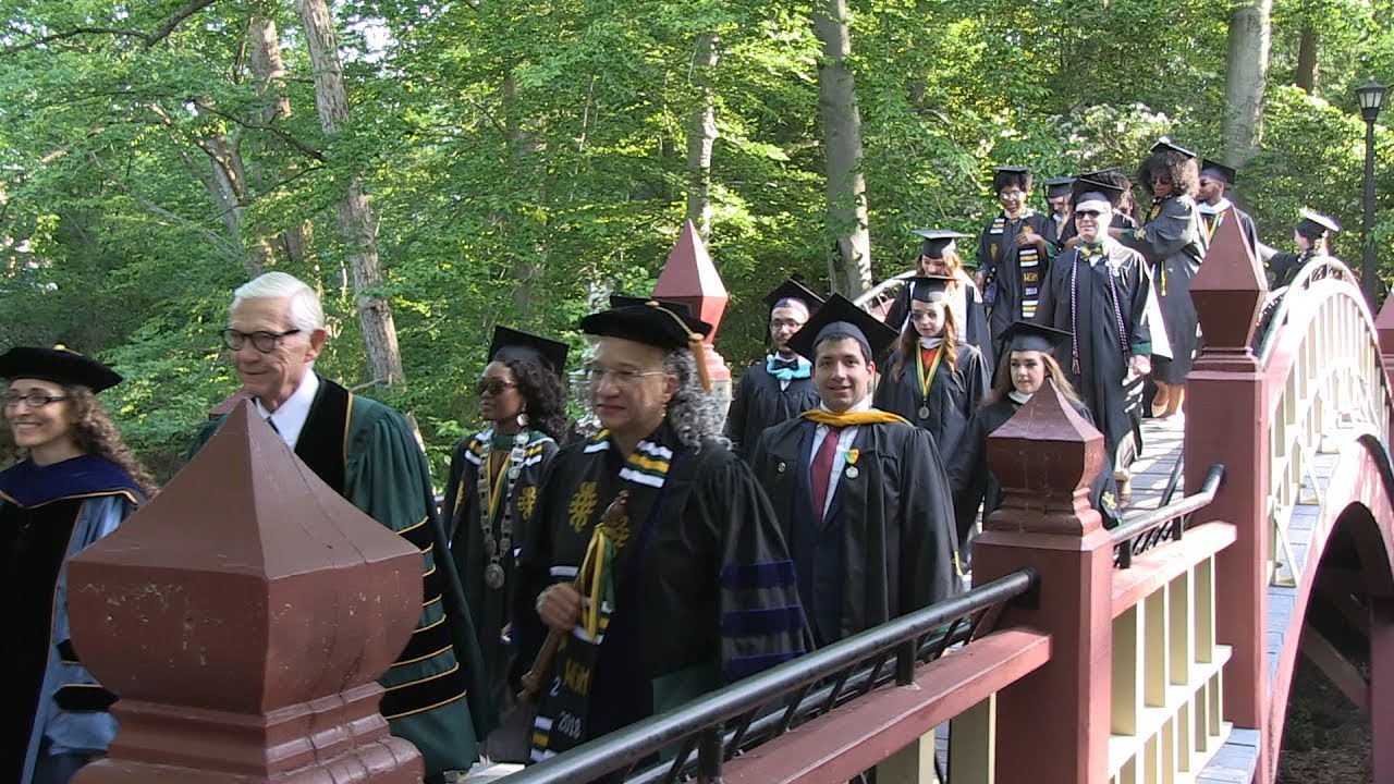 Commencement 2018: The senior walk - YouTube