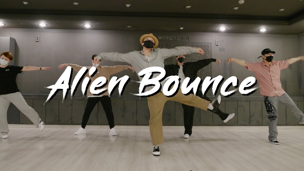 [팝핀,안무] Poppin Mett - Alien Bounce (J one) - YouTube