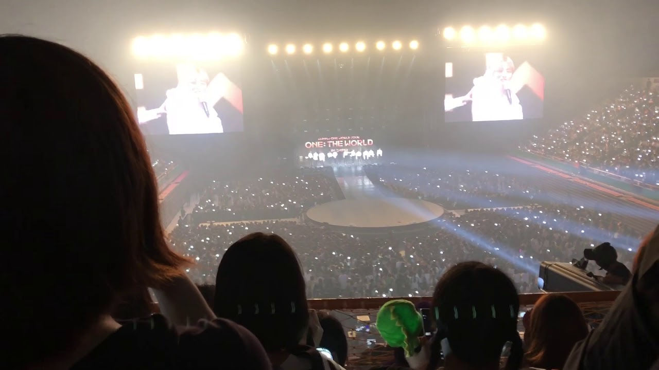 Wanna-One World Tour One:The World in Taipei #20180826 - YouTube