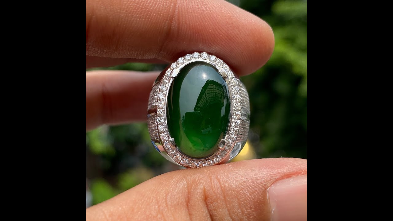 Natural 7.87ct Jadeite Jade Giok Type A 325jt Ring Gold Diamond - YouTube