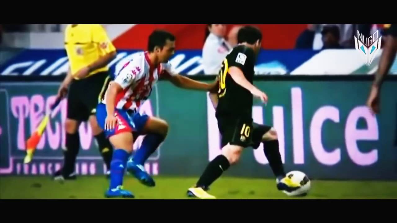 25 Lionel Messi Dribbling Players Without Touching The Ball Legendary ...