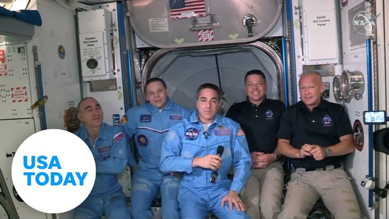 USA Today speaks with astronauts on ISS - YouTube