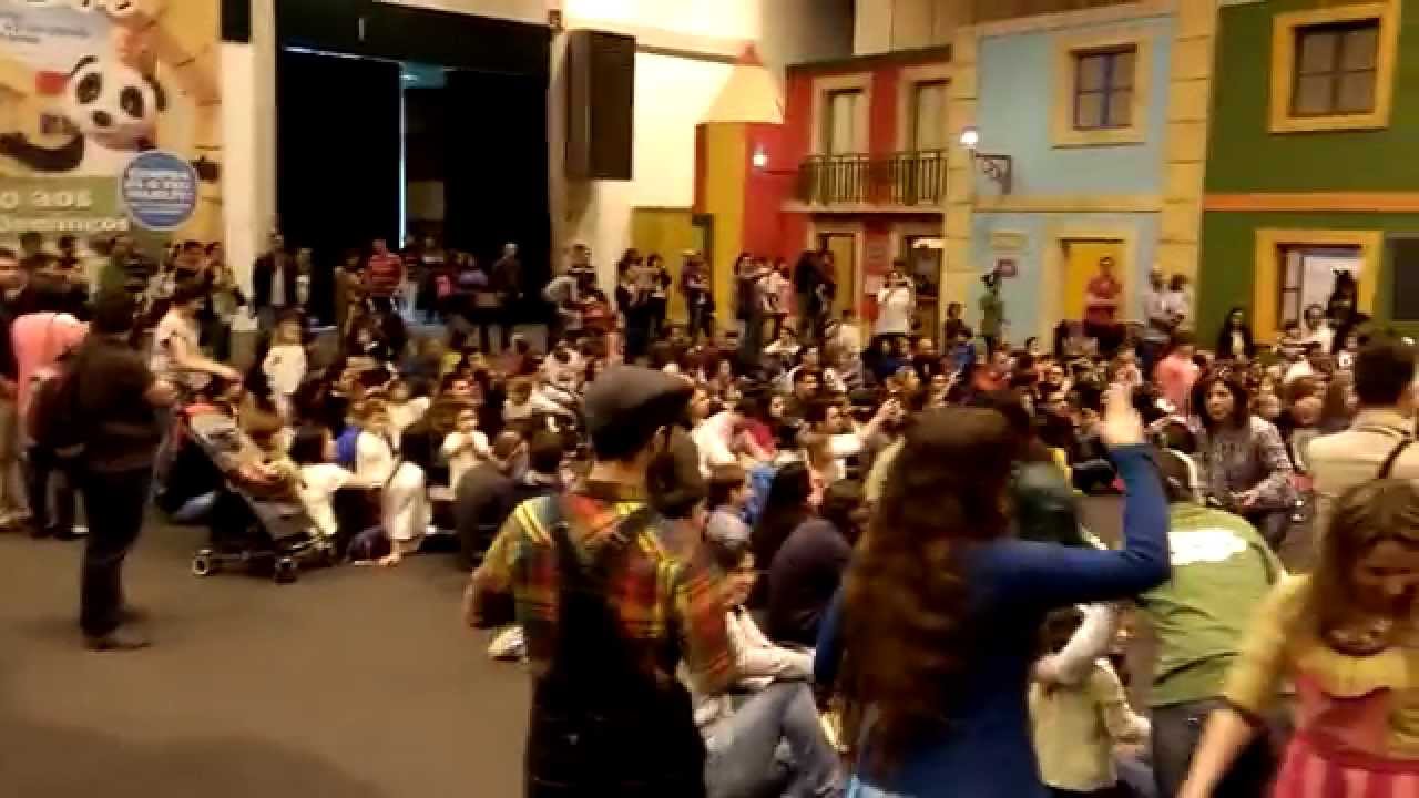 Visita ao Bairro do Panda 2014 - YouTube