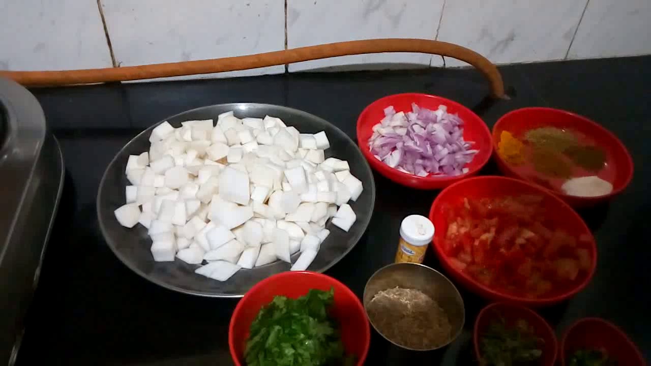 Masaleder shalgam ki sabzi recipe - YouTube