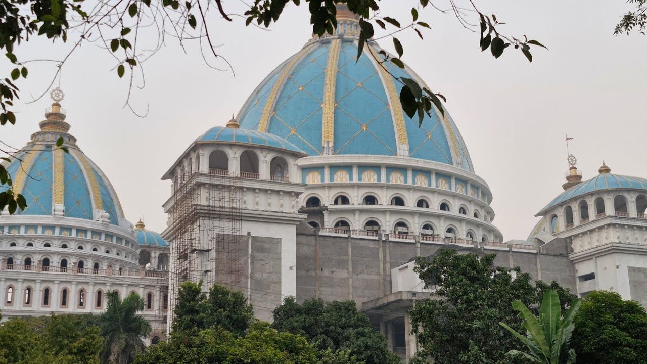"Mayapur Gosala: A Sanctuary for Cows and a Symbol of Devotion to Lord ...