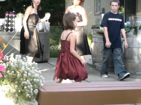 Flower girl dancing to Michael Jackson's Billy Jean at the reception ...