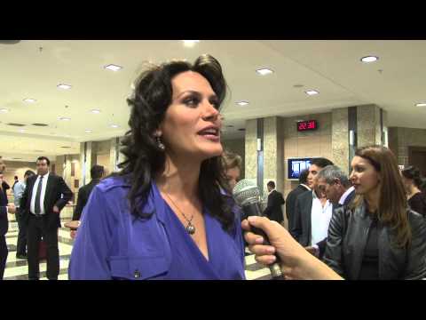 Ebru Cündübeyoğlu'nun \