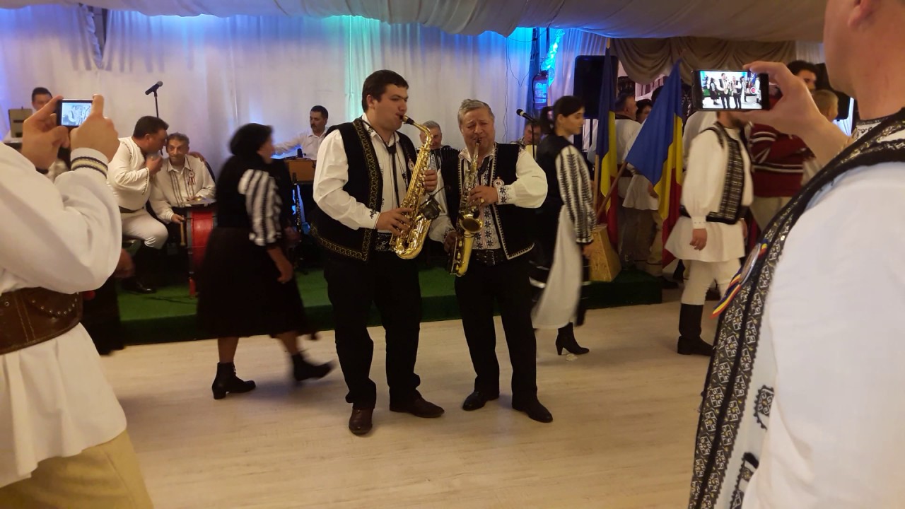 Leonte rusu &Leonte rusu jr balu portului rupea 2017 - YouTube