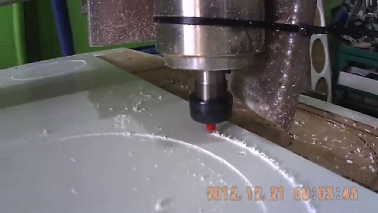 CORTE EM PVC EXPANDIDO 8 MM - CNC ROUTER 3D KROMAC MÁQUINAS - YouTube