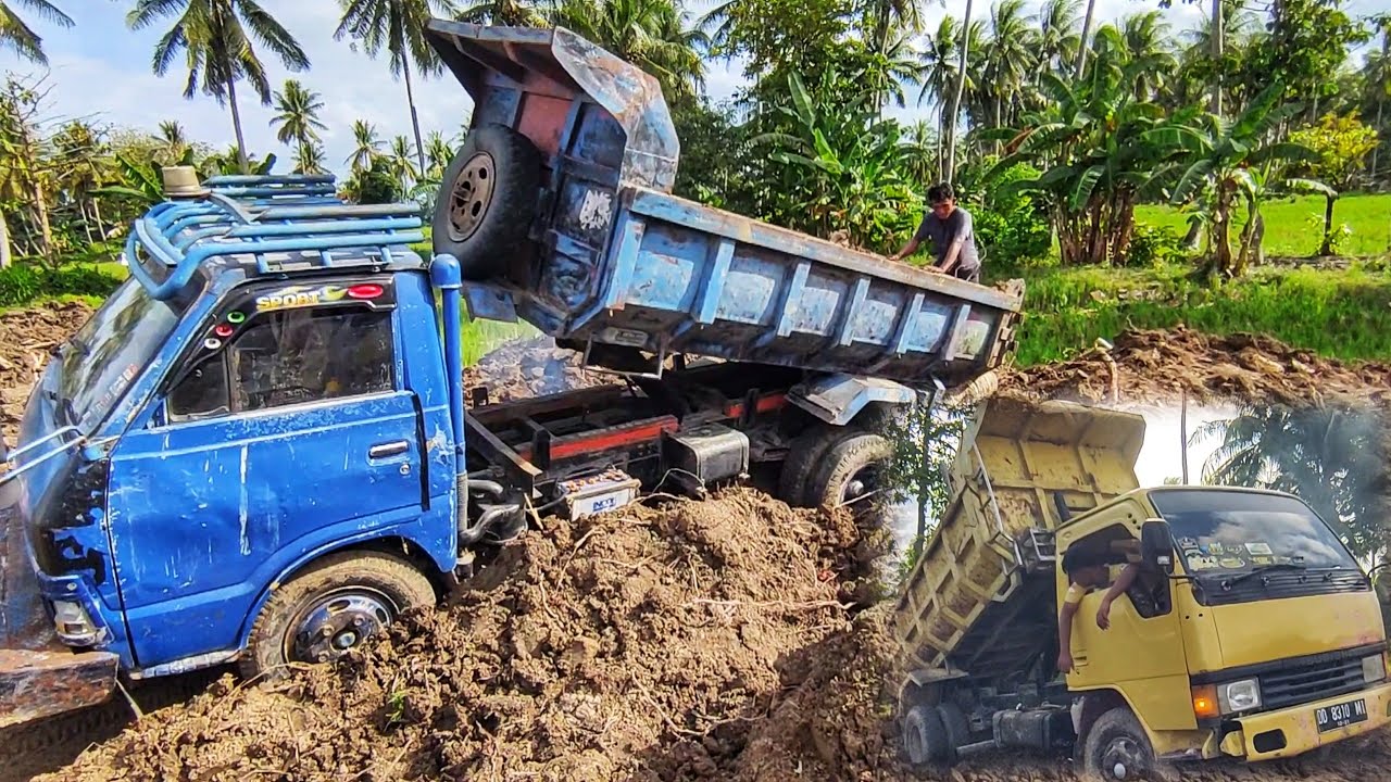 Dump truk mobil tongkang jomplang amblas muat tanah timbunan ful bak ...