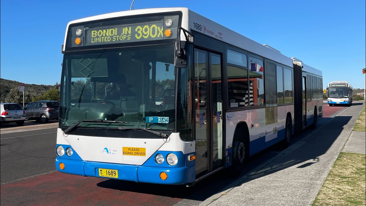 Transdev John Holland Port Botany Volvo B12BLEA Custom Coaches CB60 ...