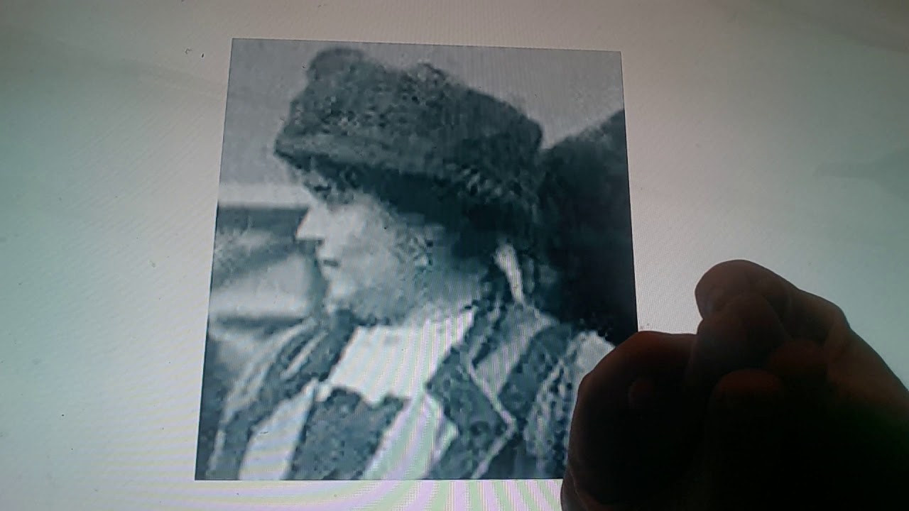 Horacio the handsnake - Maude Louise Slocombe - YouTube