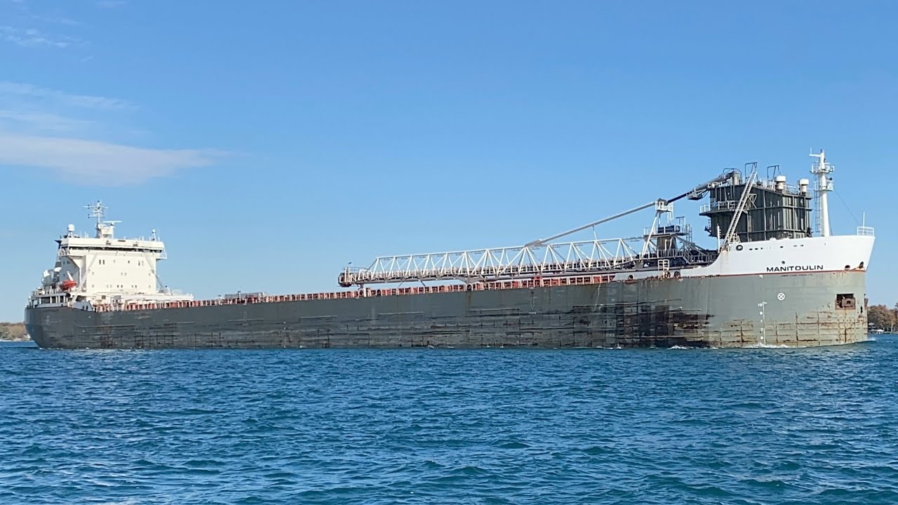 Lower Lakes Freighter Manitoulin - YouTube