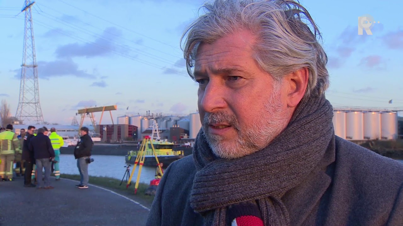 Peter Oskam (burgemeester Capelle aan den IJssel) over auto-ongeluk aan ...