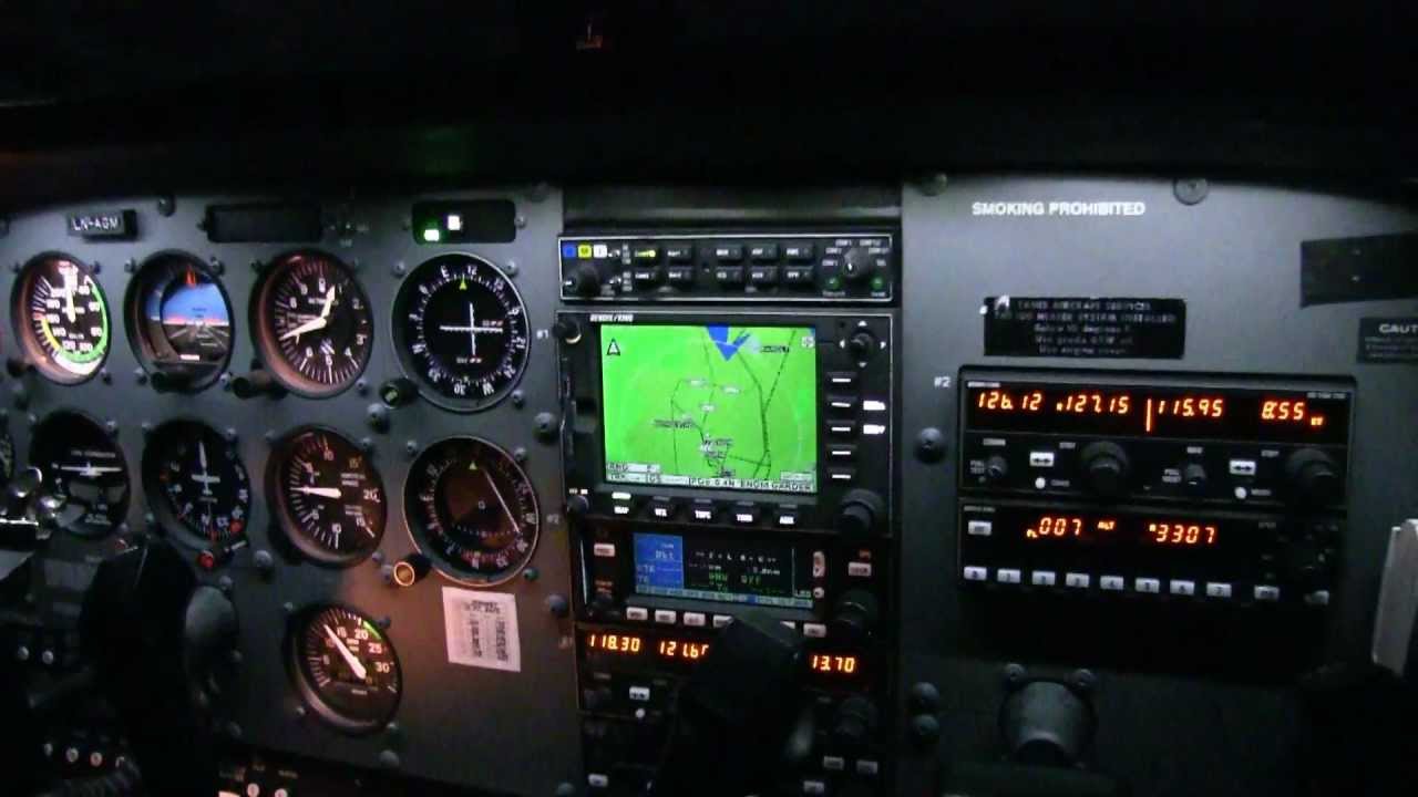 Cessna 172 VFR Night - Oslo city norway by night [HQ] - YouTube