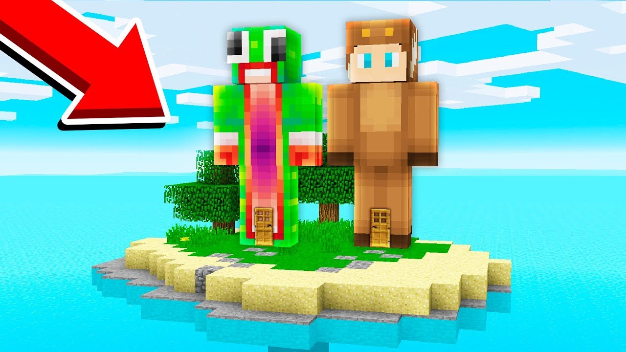 BUILDING A YOUTUBER HOUSE ON AN ISLAND IN MINECRAFT! - YouTube
