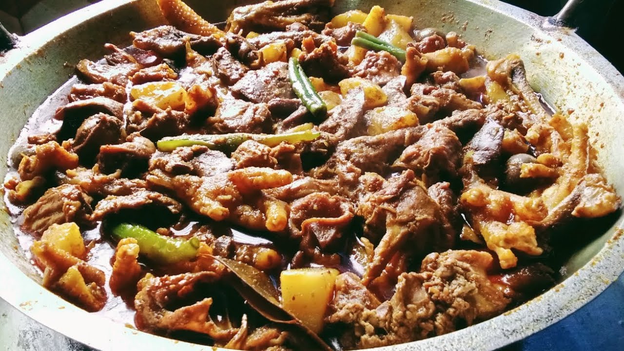 আলু দিয়ে মুরগির কলিজা,গিলা,পা রান্না।। মুরগির ডানা পা কলিজা রেসিপি ...