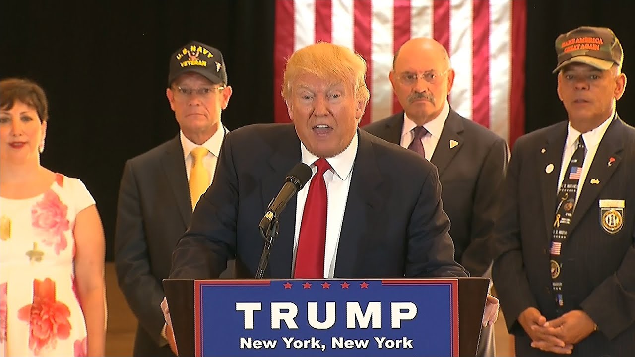 Trump launches scathing attack on media - YouTube