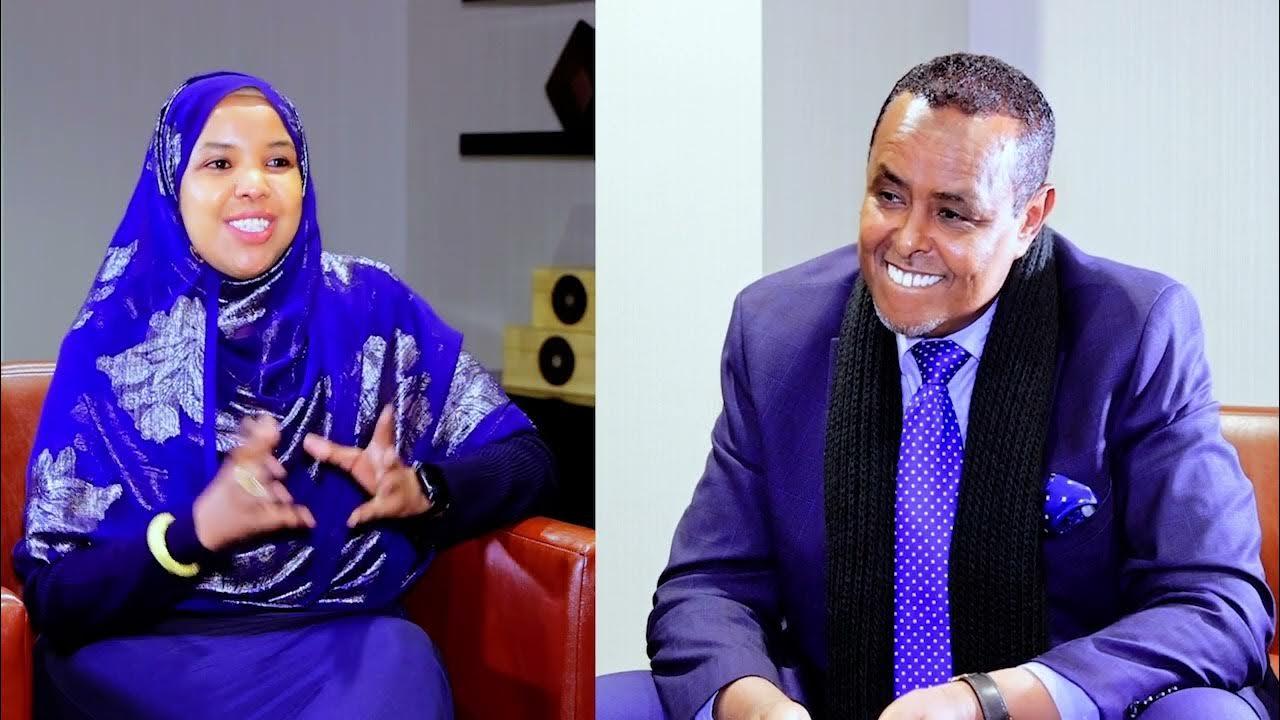 Maxaa kala qabsaday Abukar Awale iyo Farax Ayaanle Dayaxweerar - YouTube
