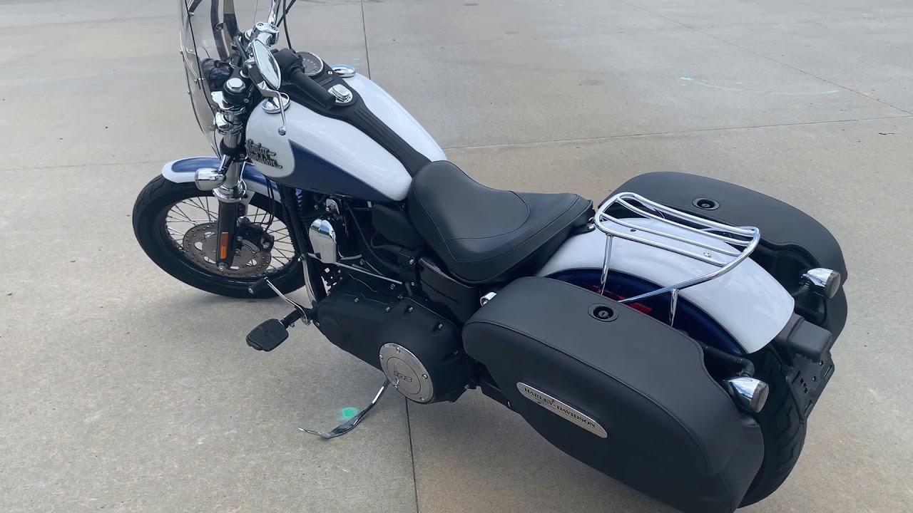 2015 Harley Street bob in blue and white - YouTube