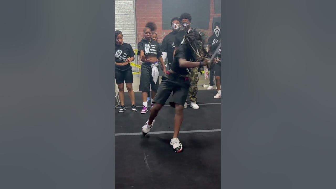 😮‍💨😮‍💨 That Girl A Cold HOTTIE ️#fyp #shorts #viraldance #dance JOIN MEMBERSHIP | Click Link ...