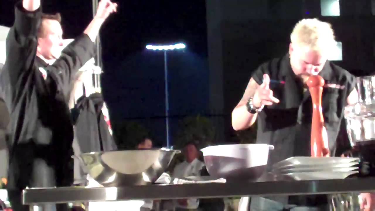 The start of the Asphalt Chef Competition! - YouTube