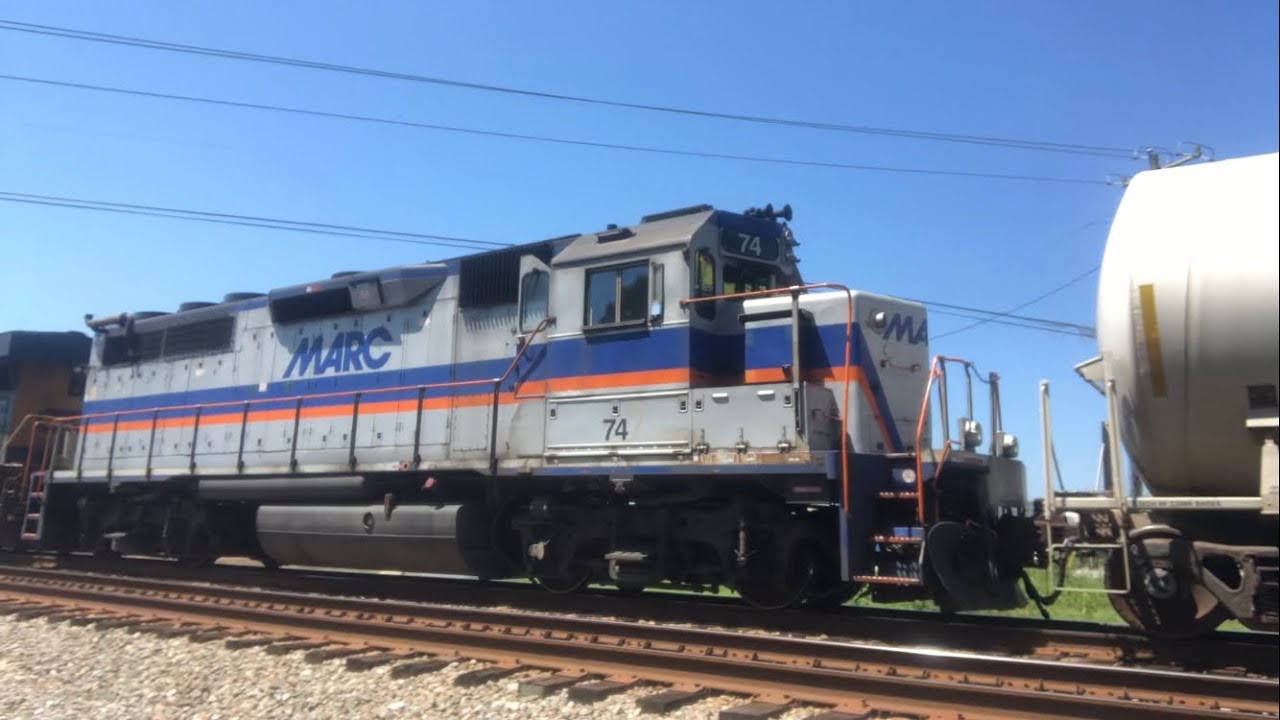 Fast Moving CSX M401 With Awesome Marc Unit Trailing with End Train DPU ...