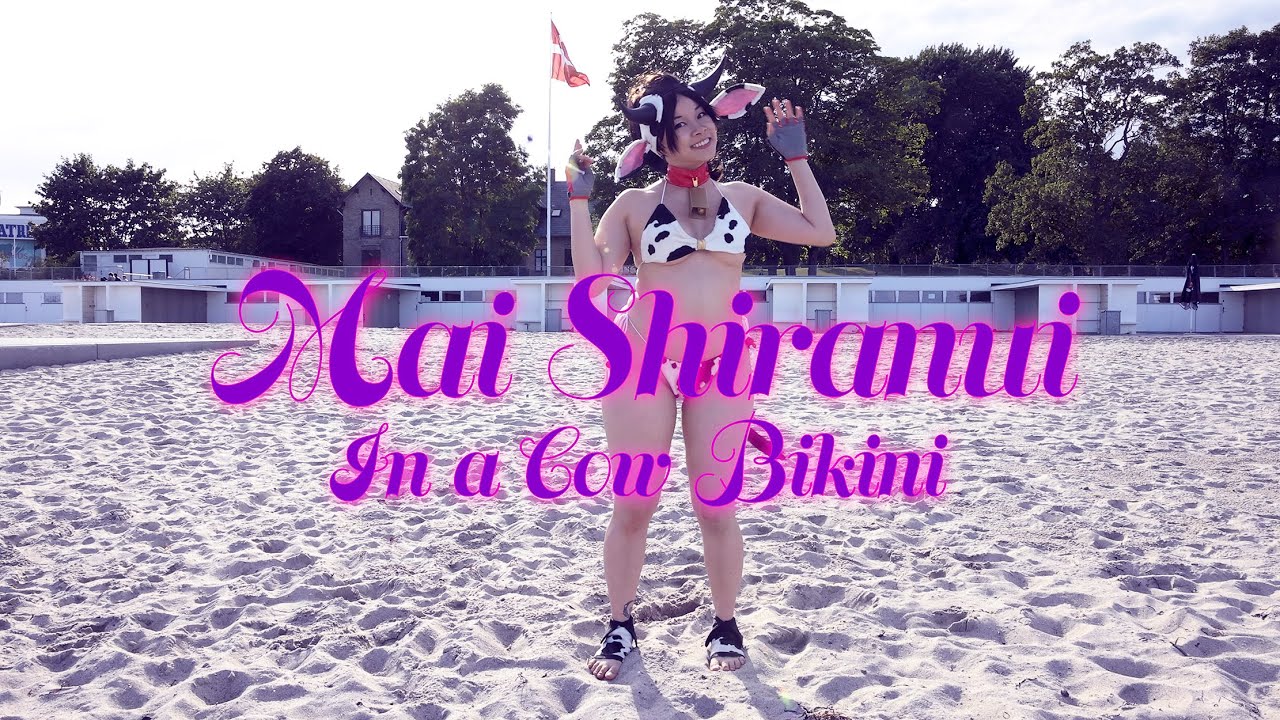Female Ninja - Mai Shiranui - In a Cow Bikini - SNK Cosplay - YouTube
