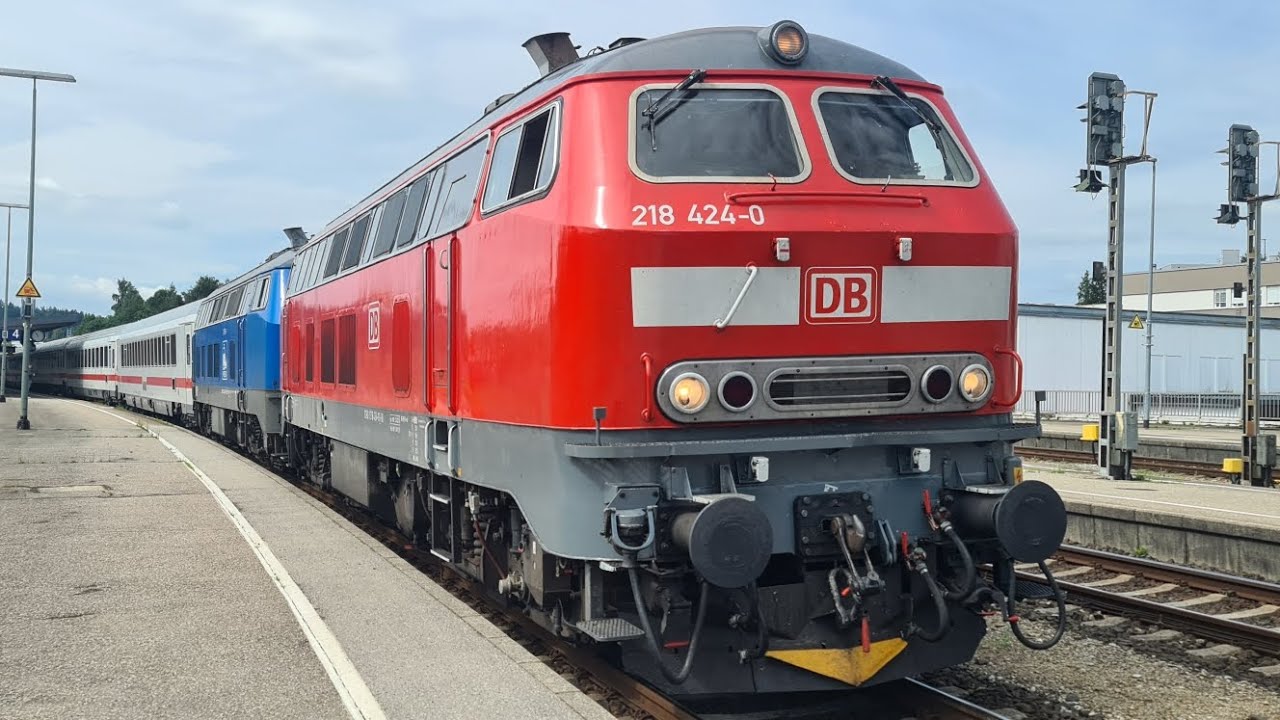 IC 2012 mit Br218 424-0 & 218 056-1 (Press) - YouTube