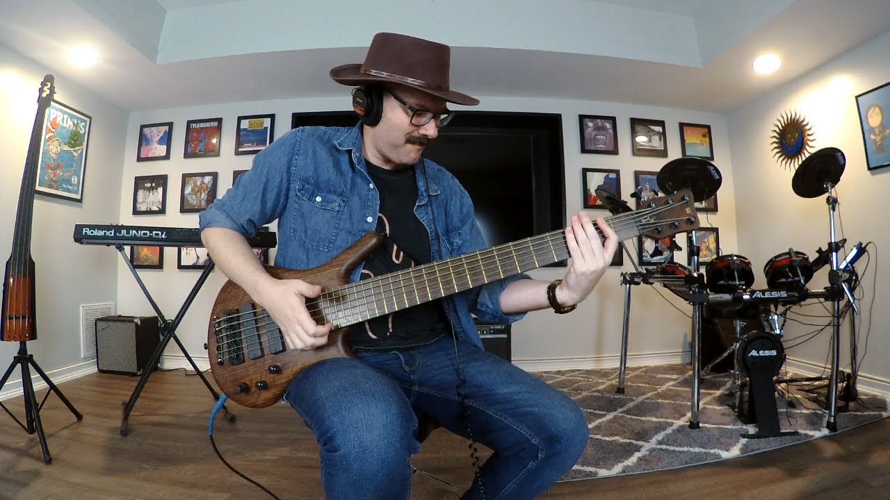 Bass Cover : Primus - Del Davis Tree Farm - YouTube