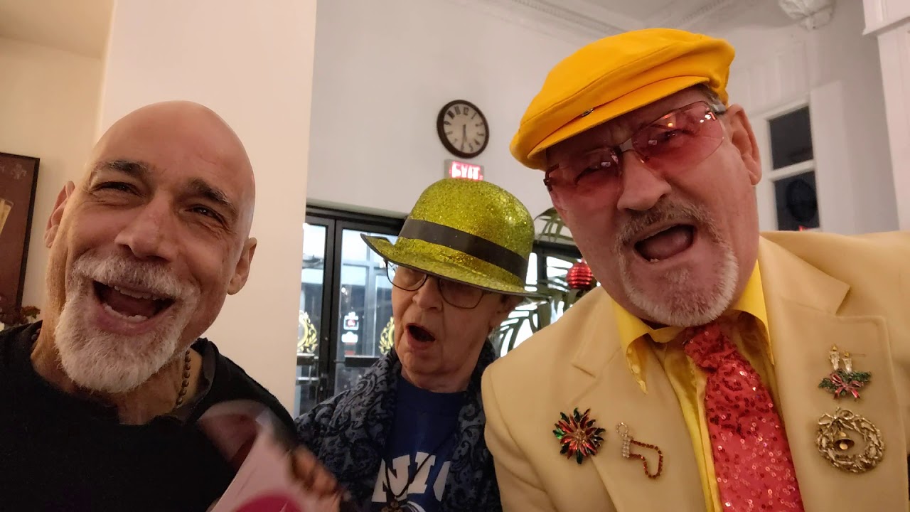 THE PADULA SHOW -- EPISODE 147 -- DR. HUMPDINKERS CHRISTMAS SPECIAL ...