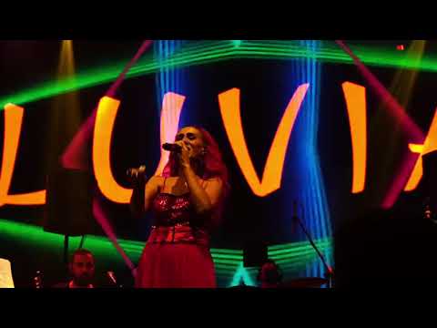 Yıldız Tilbe | Luvia Yeşilköy Sahnesinde Duyguların Kontrolü Kaybettiği Gece