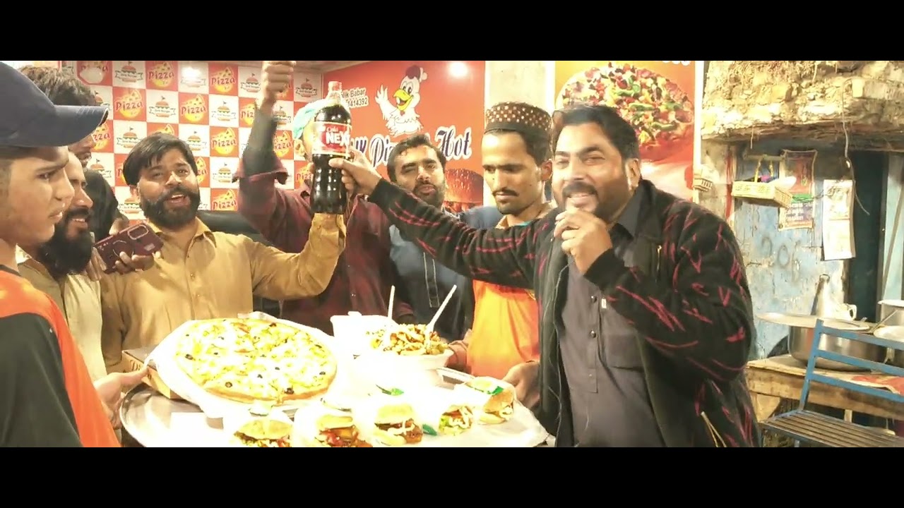 Malik Jee Pizza Hot | Gifting For Subscriber | Special Deal 2000 ...