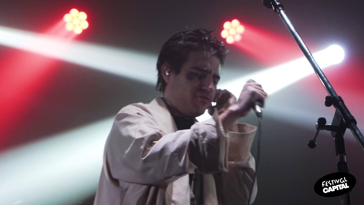 Axel Fiks @ Festival Capital 2020 - YouTube