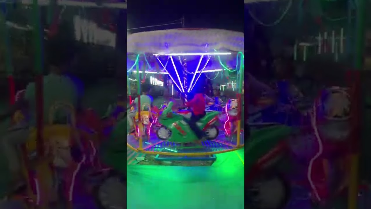 Kids bike carousel 🏍️🏍️ - YouTube