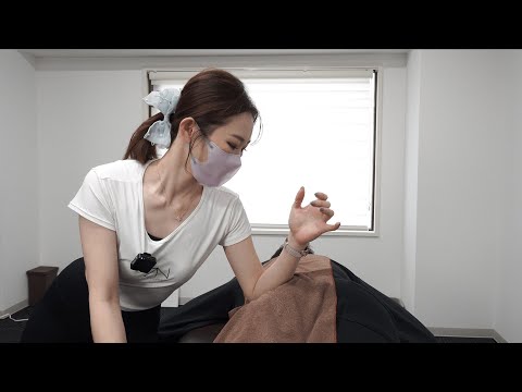 Refreshing stretching by a cute model-type trainer (Kita Umeda, Osaka)