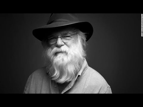 Singer-songwriter David Olney dies on stage at age 71 - YouTube