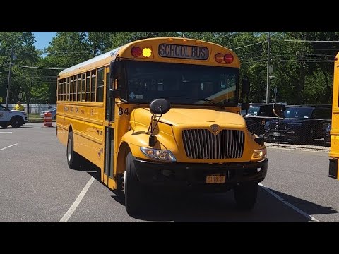bus 84 and 87 both 2020s parking at HS - YouTube