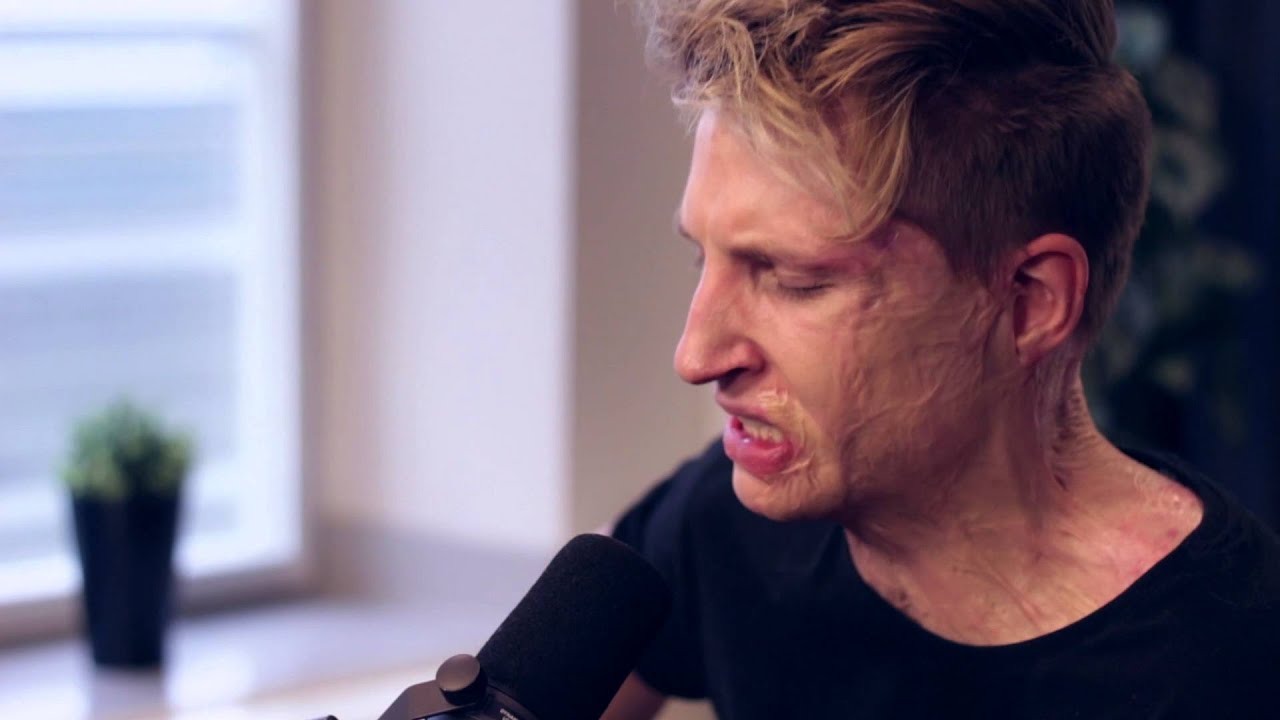 Axel Schylström - Torn (Live @ East FM) - YouTube
